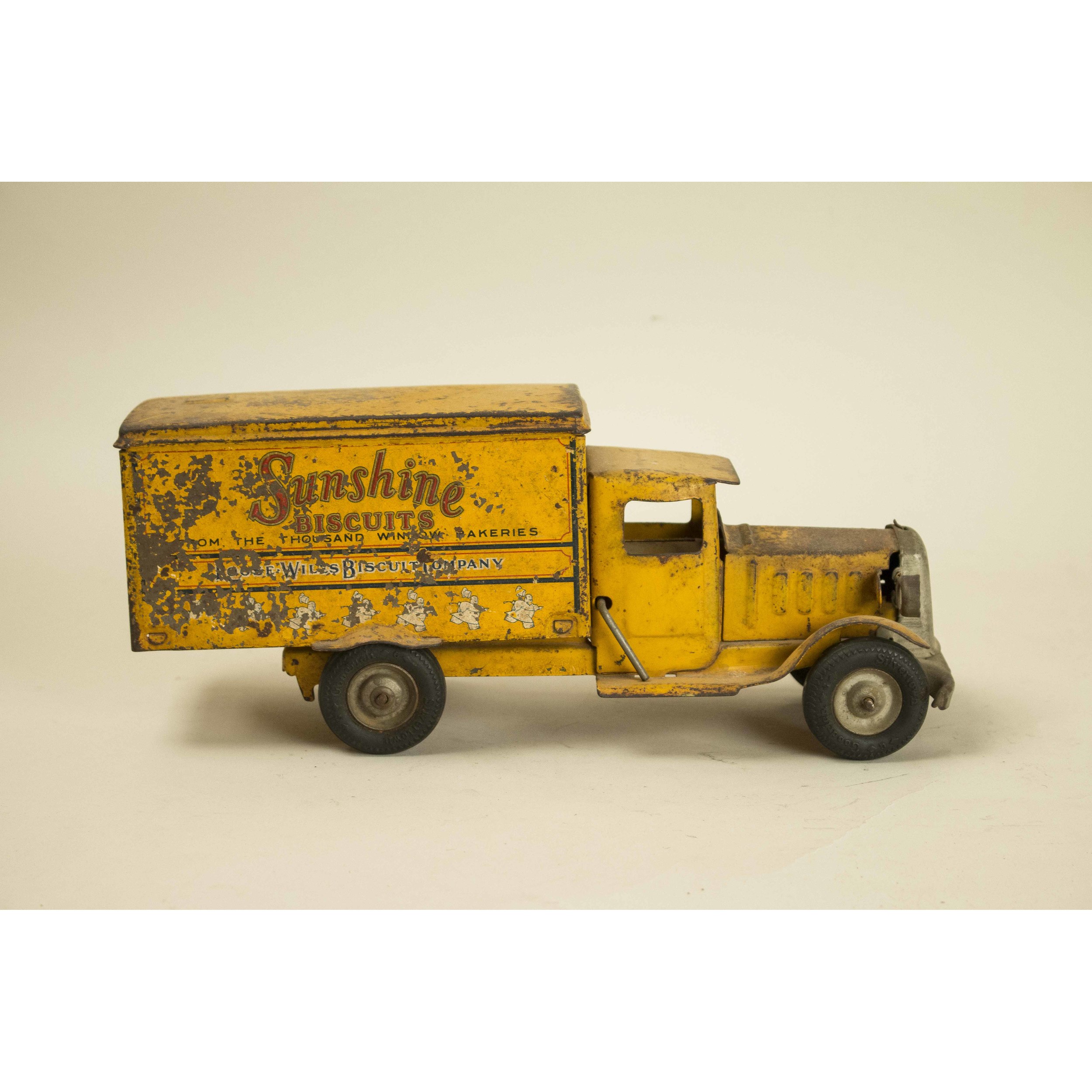 Metalcraft Sunshine Biscuits Truck | Witherell's Auction House