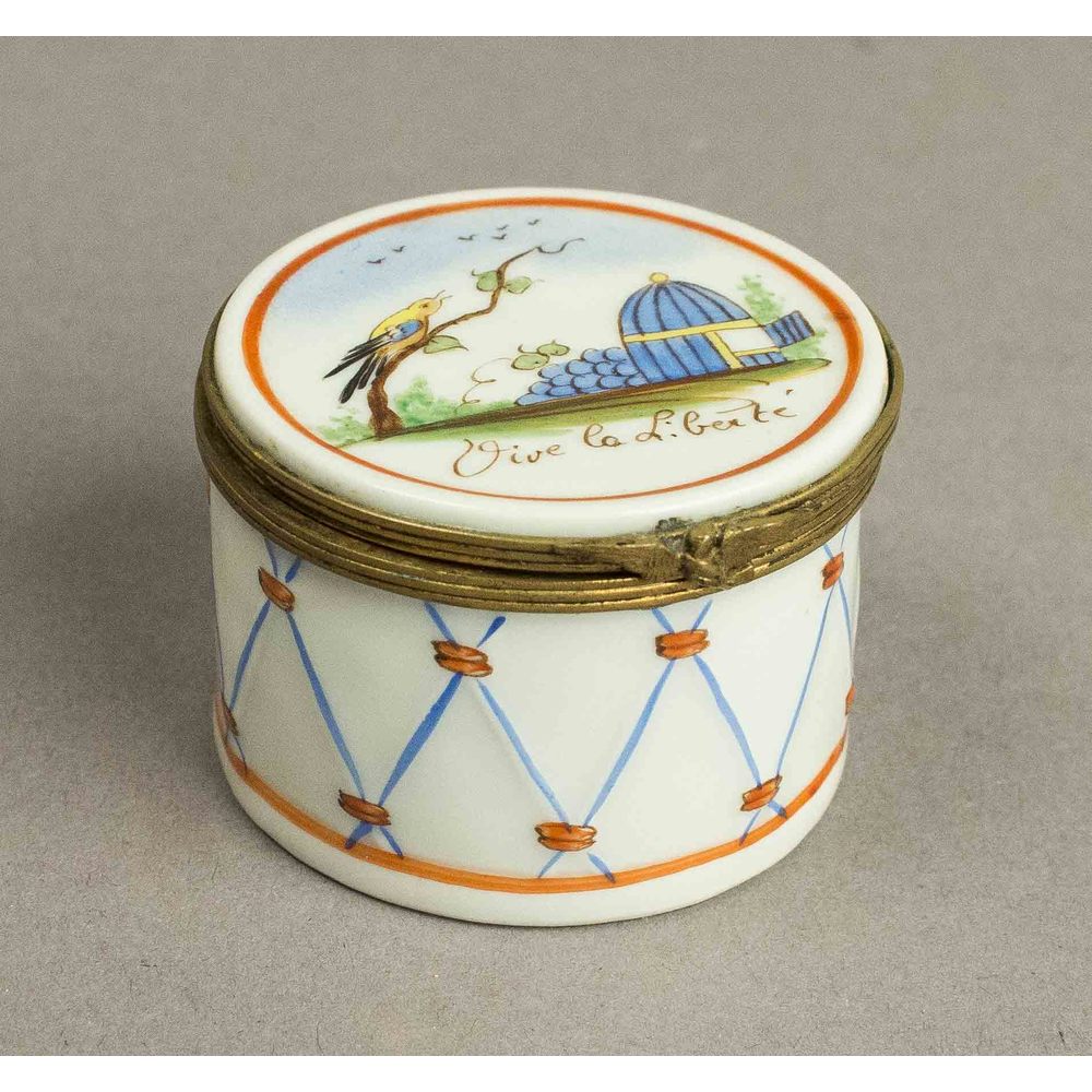 Drum Shaped French Porcelain Patch Box | Witherell's Auction House