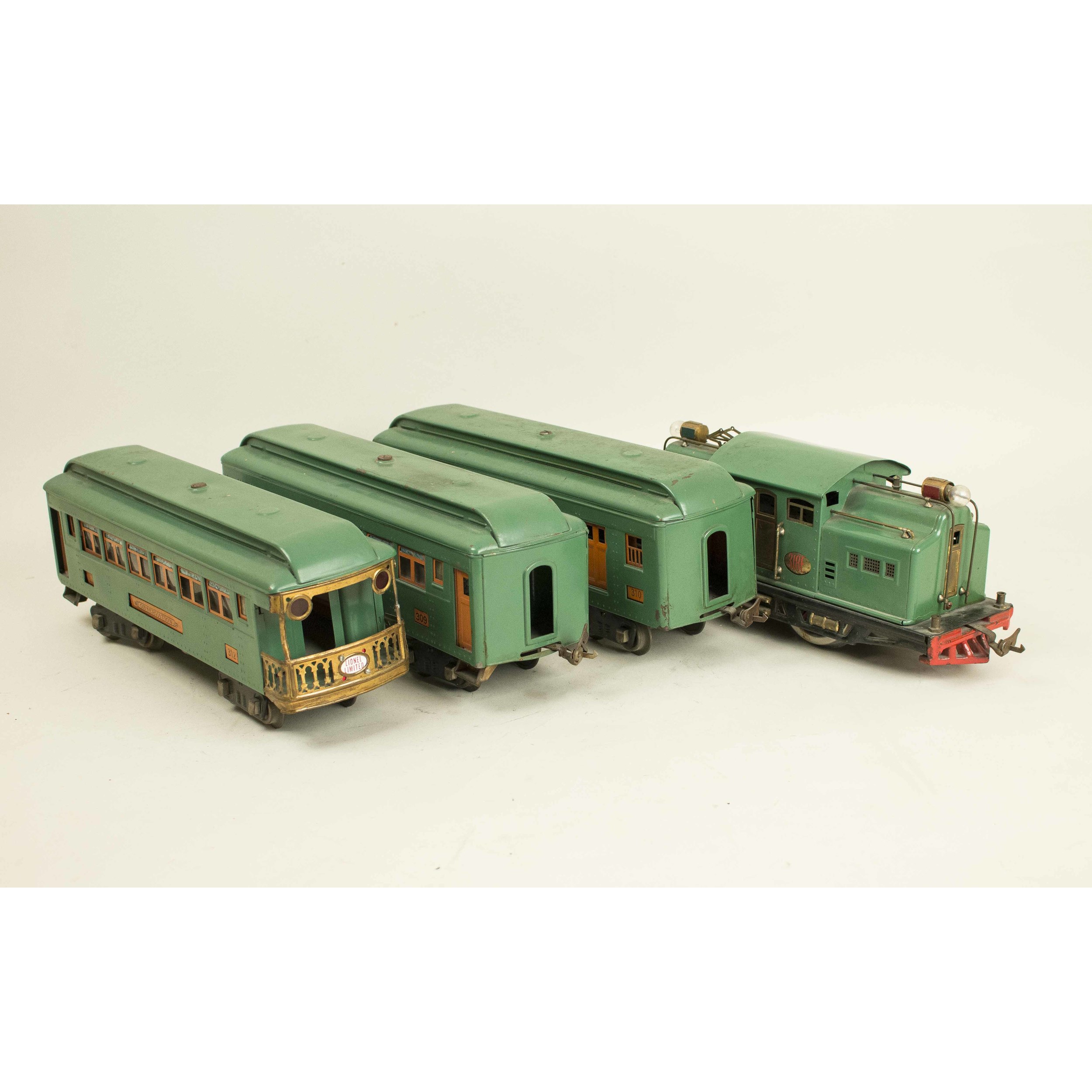 Lionel Standard Gauge Passenger Train Set | Witherell's Auction House