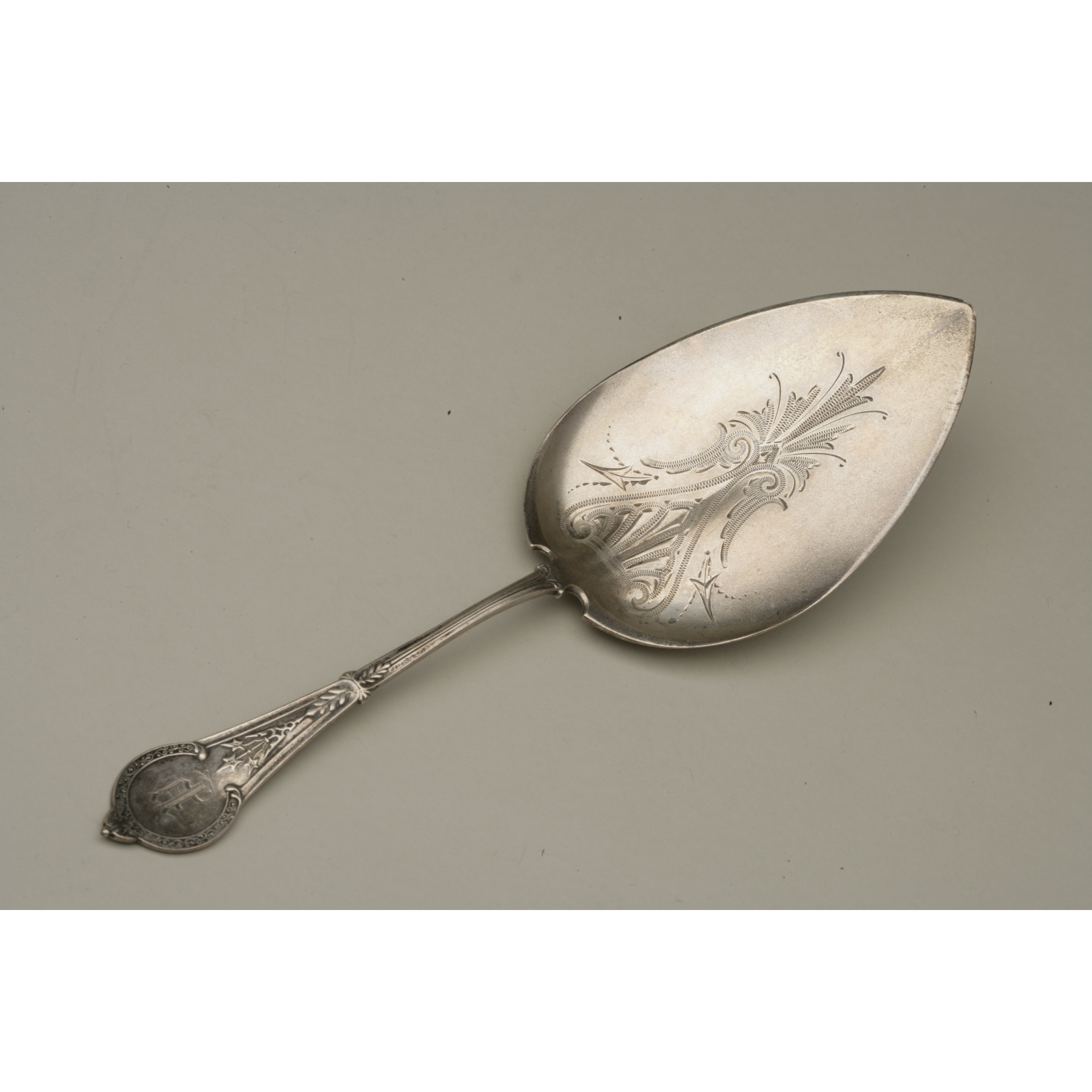 Silver Pie Server | Witherell's Auction House