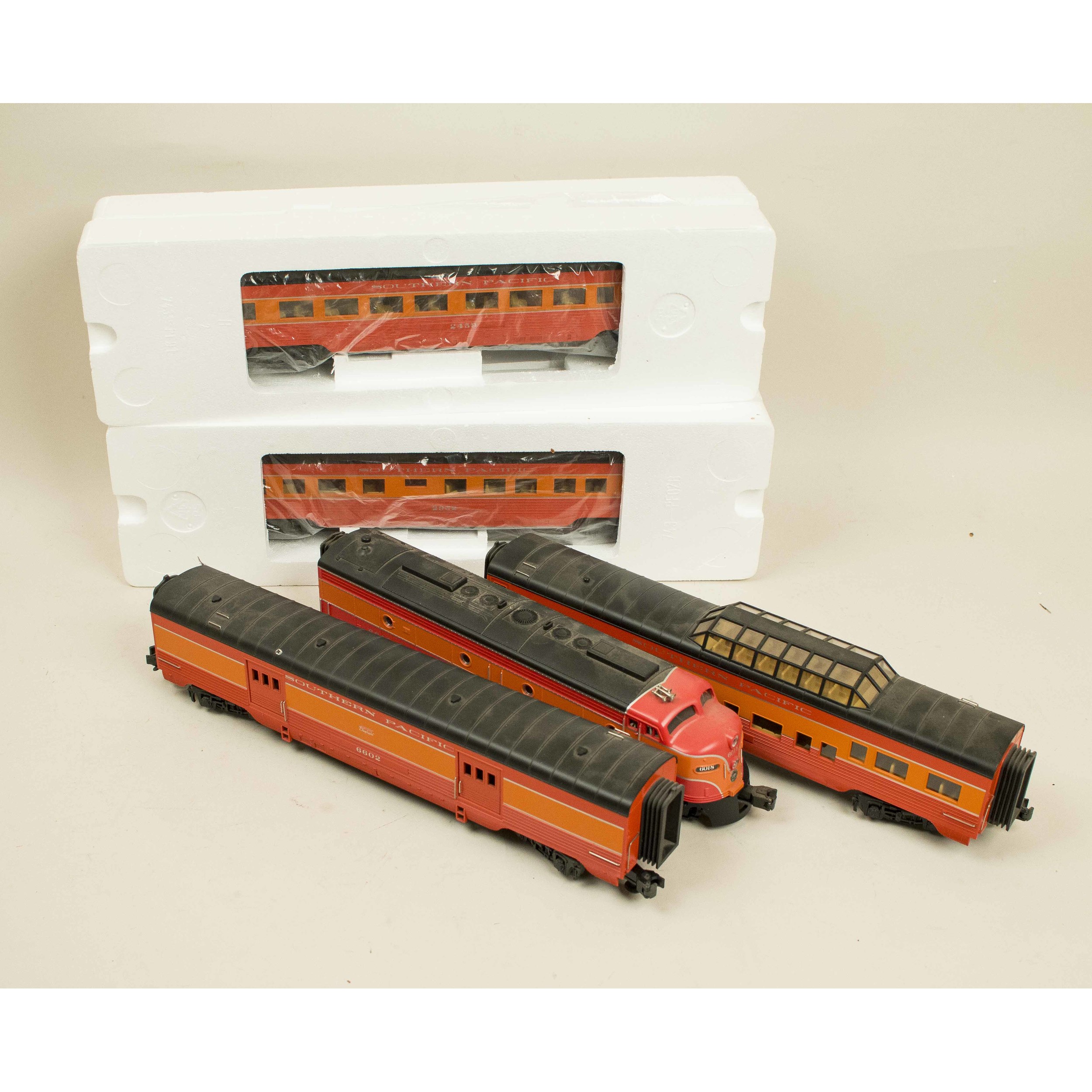 MTH 5 piece Passenger Train Set | Witherell's Auction House