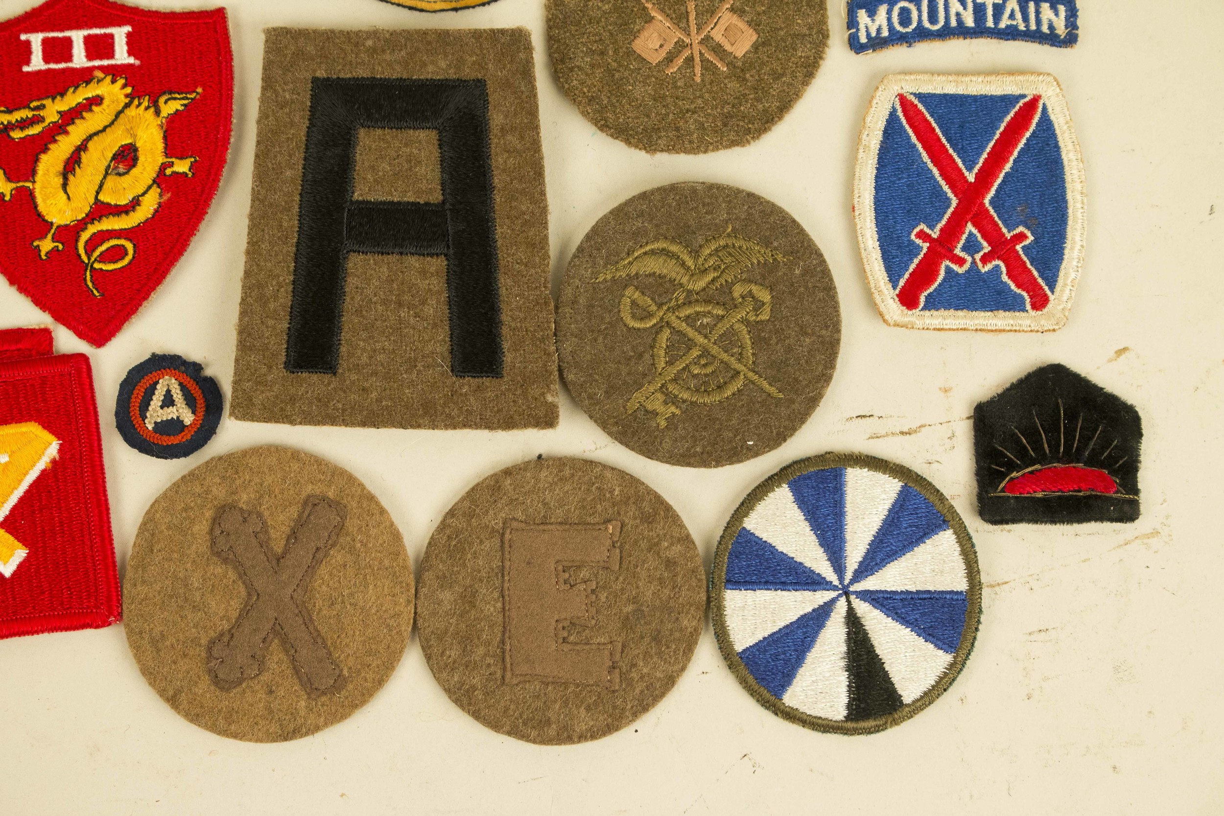 US Army and USMC Cloth Patches,Insignia | Witherell's Auction House