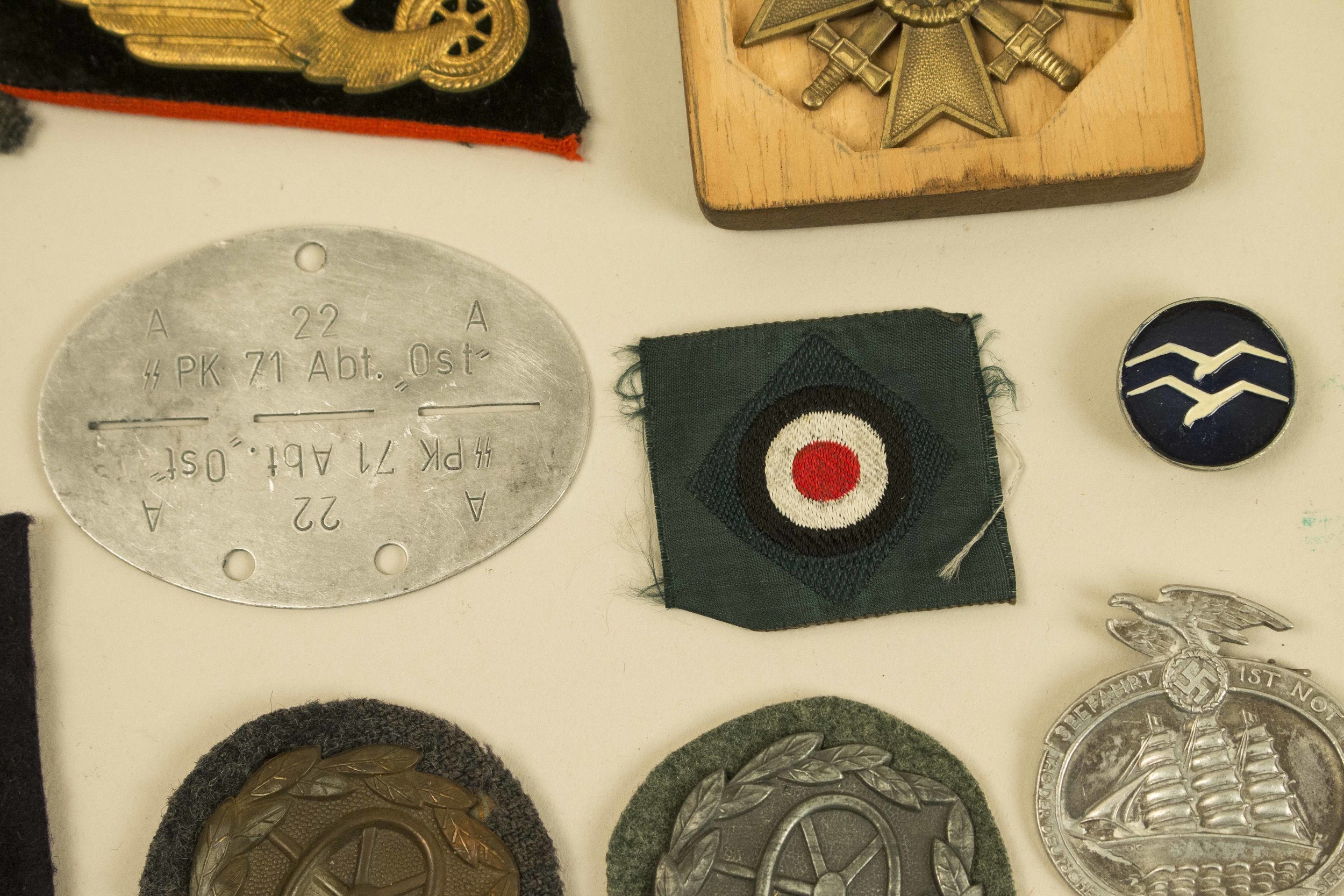 3rd Reich Luftwaffe, Reichsbahn, and other Insignia and Medals ...