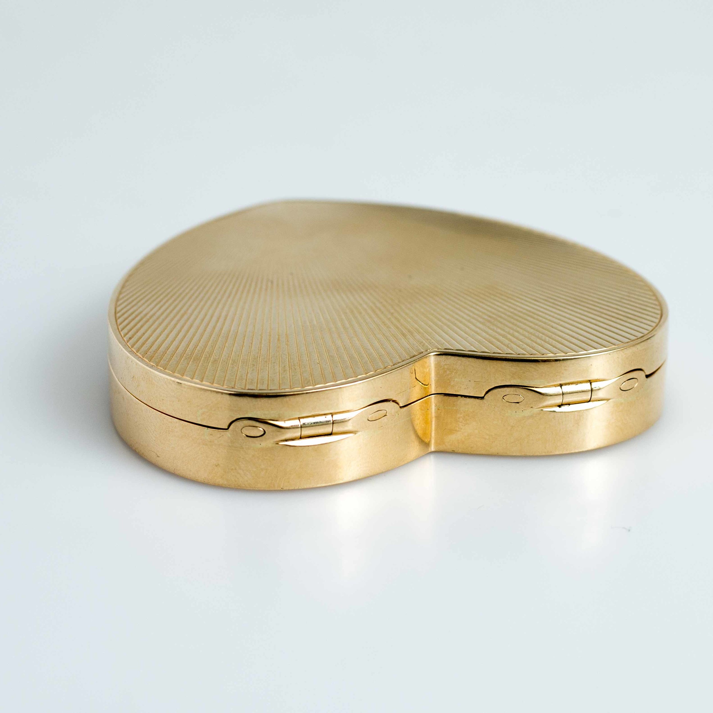 Heart Shaped 14k Gold Compact | Witherell's Auction House
