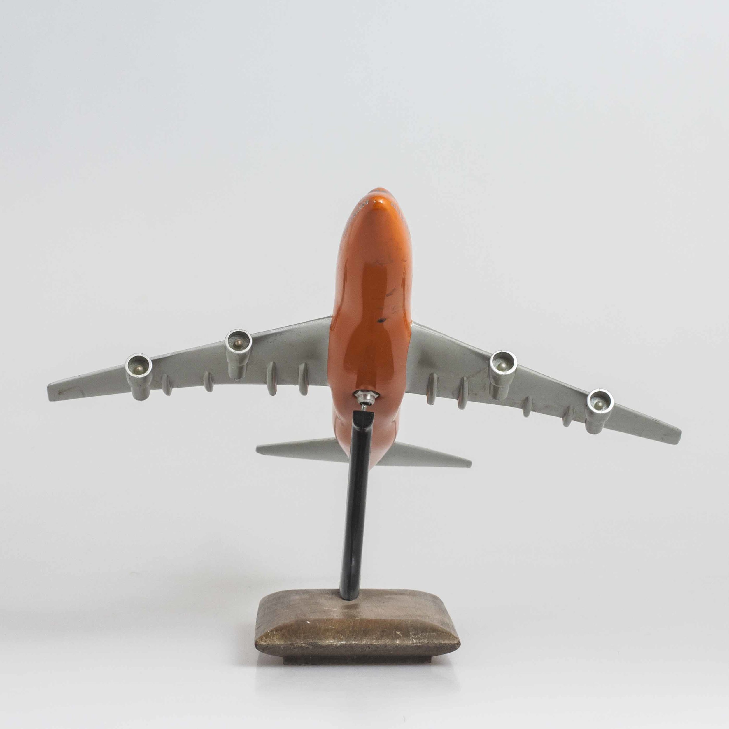 Braniff 747 Model Airplane | Witherell's Auction House