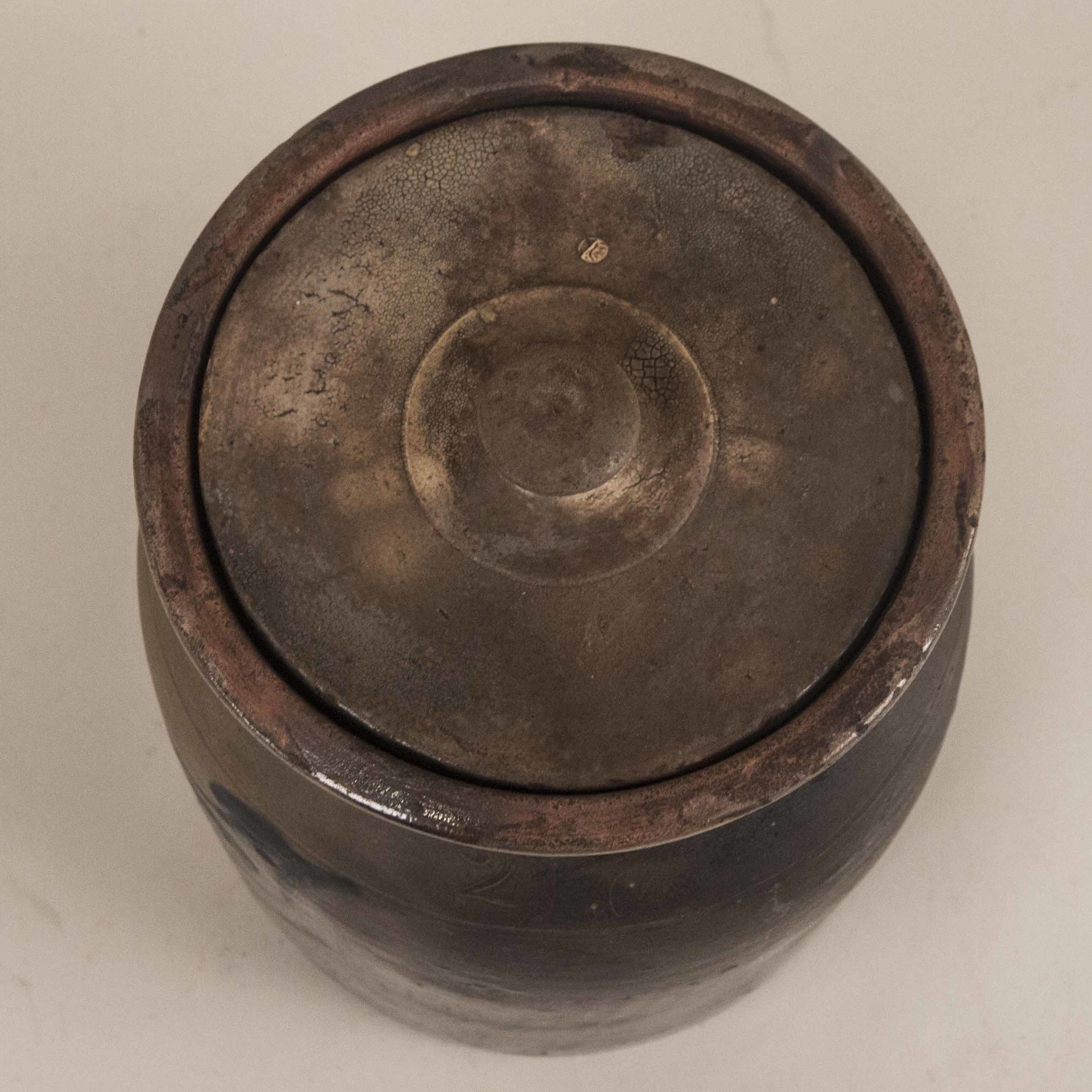 2L Stoneware Lidded Crock | Witherell's Auction House