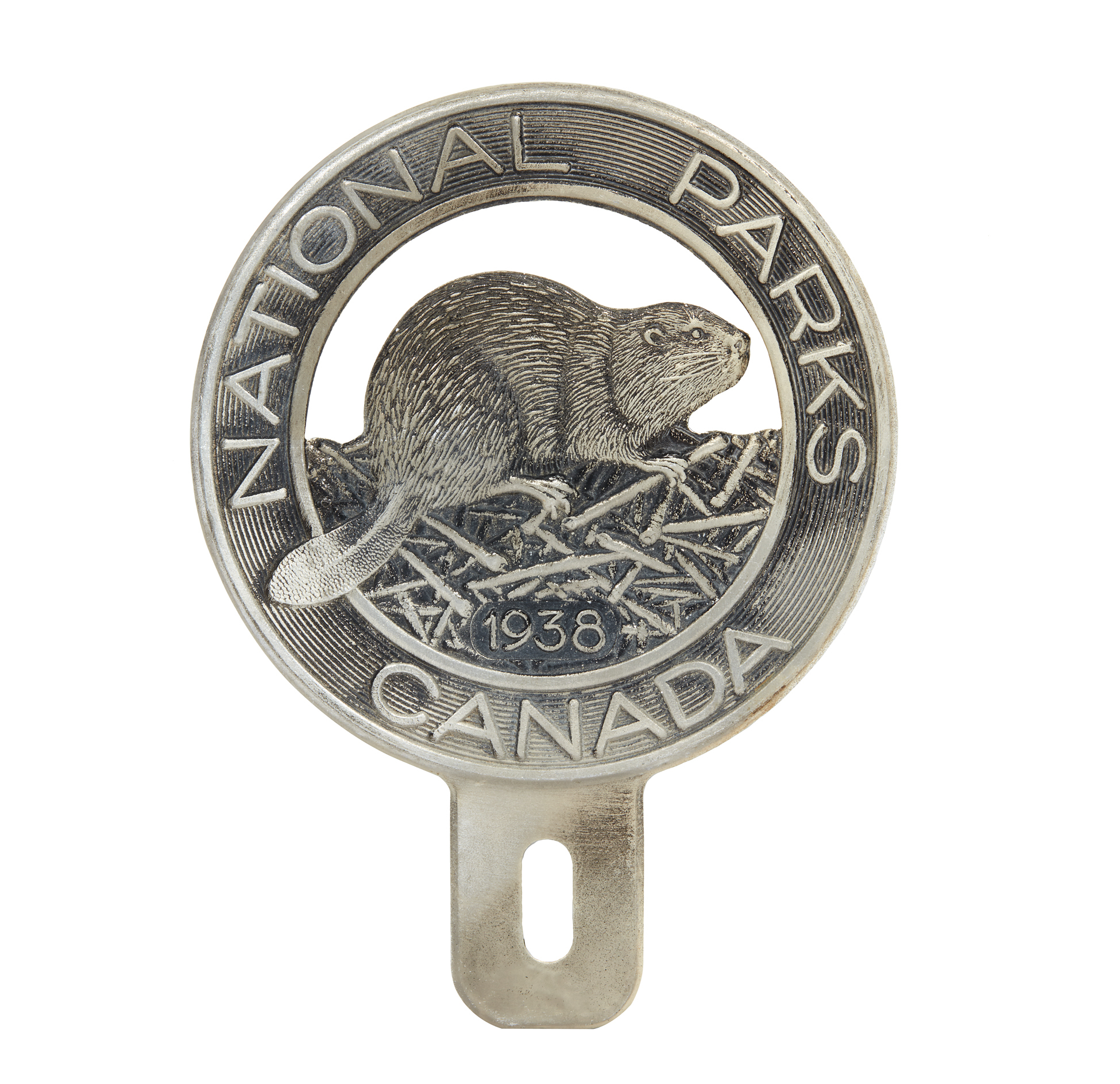 1938 Canadian National Parks Beaver License Plate Topper | Witherell's ...