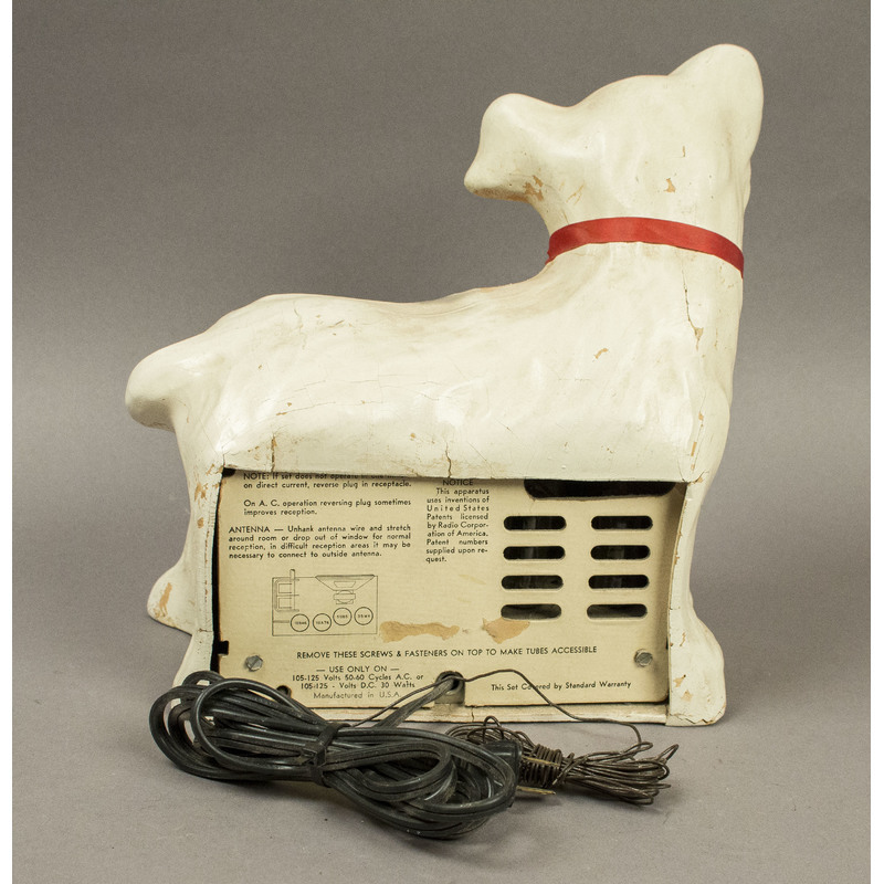 Vintage RCA Pressed Fiber/Paper Dog Radio | Witherell's Auction House