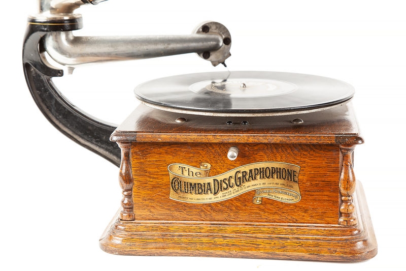 Columbia Disc Graphophone | Witherell's Auction House
