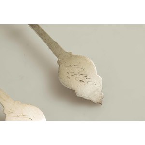 Schulz & Fischer Silver Fish Service, Medallion Pattern | Witherell's ...